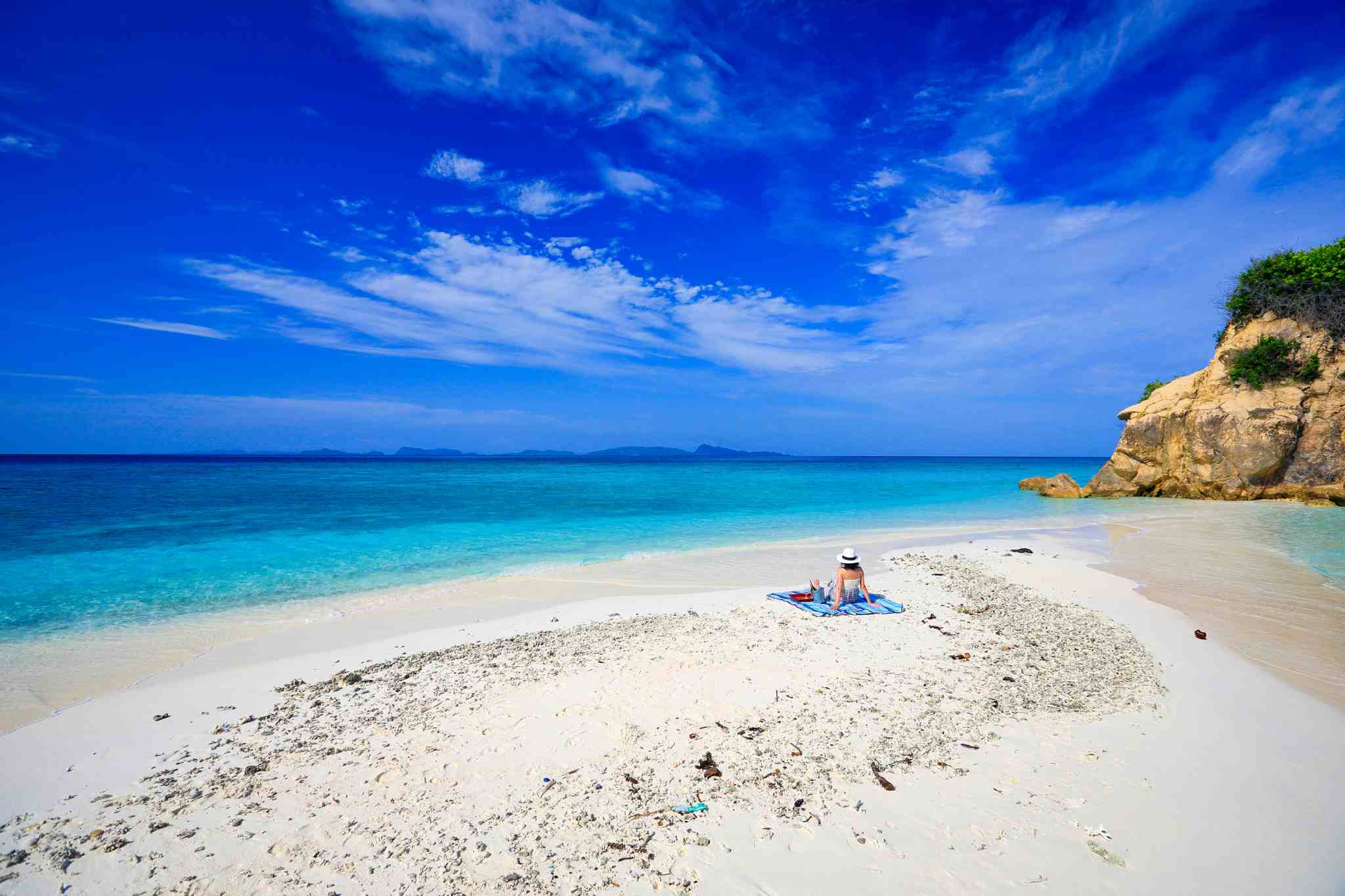Cove Eco Resort - Beach-and-Bird